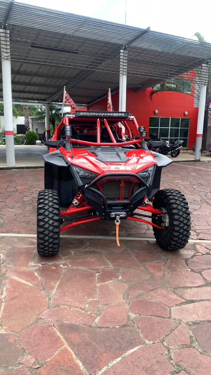 DEFENSAS DELANTERAS - MR MUDD UTV PERFORMANCE